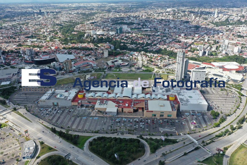 Reabren domingo Angelópolis - Agencia de Fotografía Es Imagen