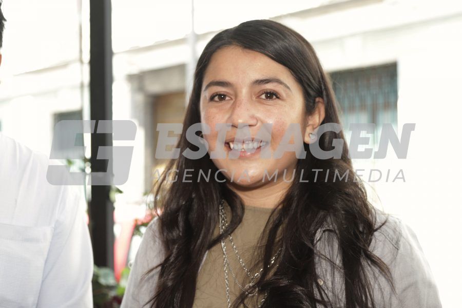Vianey García - Agencia de Fotografía Es Imagen Vianey García - Agencia de Fotografía Es Imagen