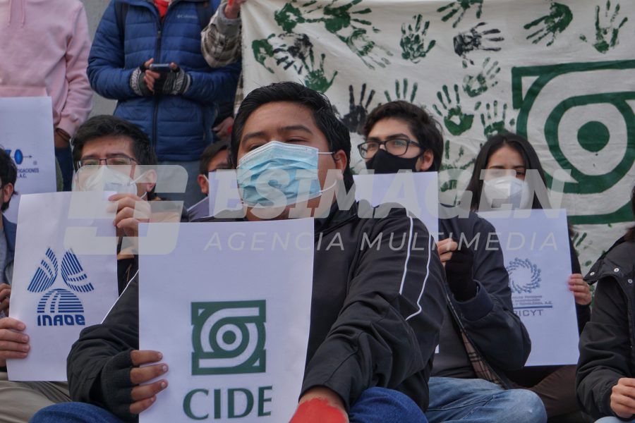 Estudiantes toman instalaciones del CIDE en CDMX - Agencia de ...