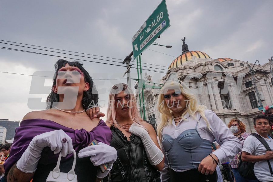 Drag Queens Marcha LGBT+ - Agencia de Fotografía Es Imagen