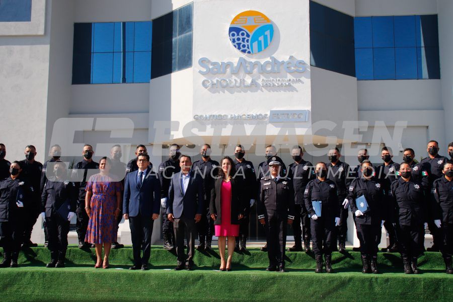 Graduación de 30 elementos de la Policía Preventiva de San Andrés ... Graduación de 30 elementos de la Policía Preventiva de San Andrés ...