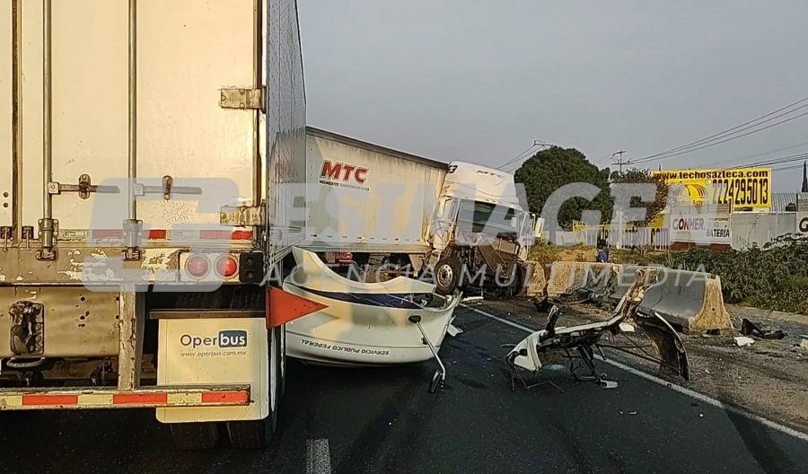 Por choque de trailer se genera tráfico en la autopista - Agencia de ...