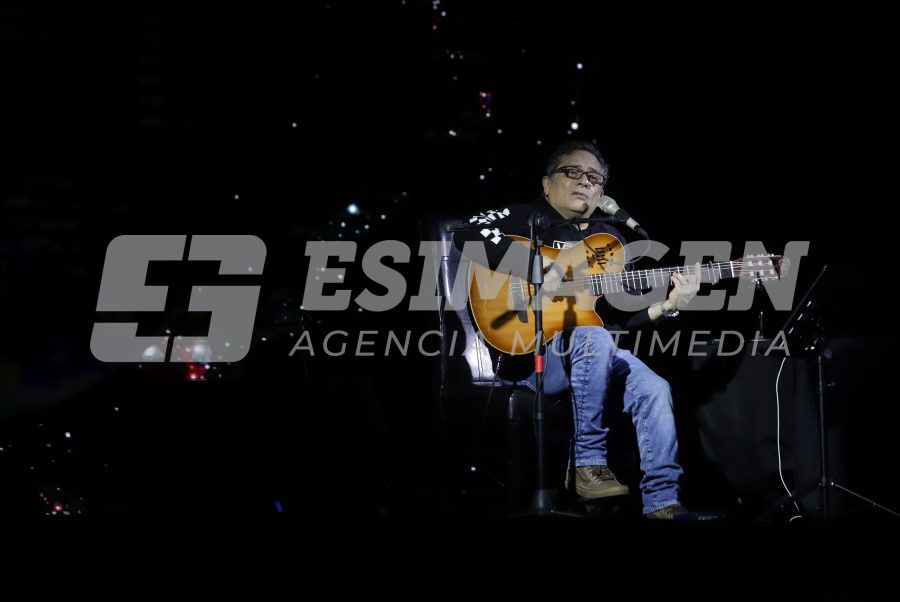 Alejandro Filio en el patio poligonal del CIS San Javier - Agencia de ...