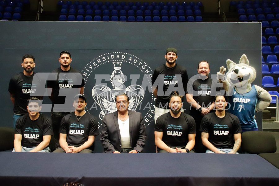 Clínica de Baloncesto en la Arena Buap - Agencia de Fotografía Es Imagen