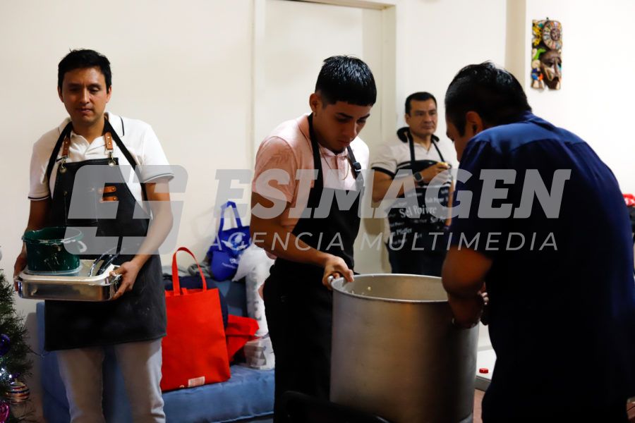 Preparación de cenas navideñas por Vivhe Libre - Agencia de Fotografía ...