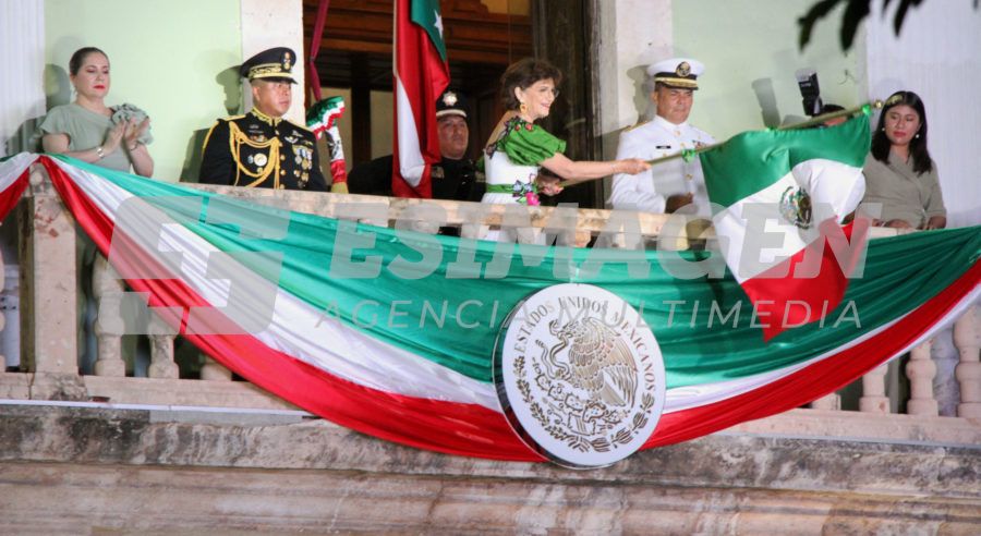 María Fritz Sierra da el grito de independencia en Yucatán - Agencia de ...