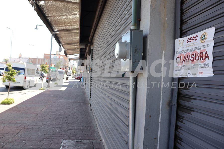 Clausuran la tienda “Merca Asia” en Chiautempan - Agencia de Fotografía ...